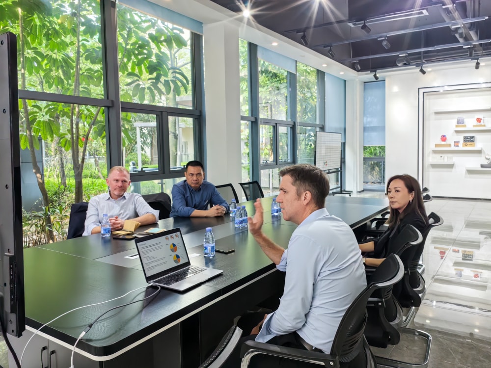 Honored Visit from the Consulate General of Australia in Guangzhou - RP ...